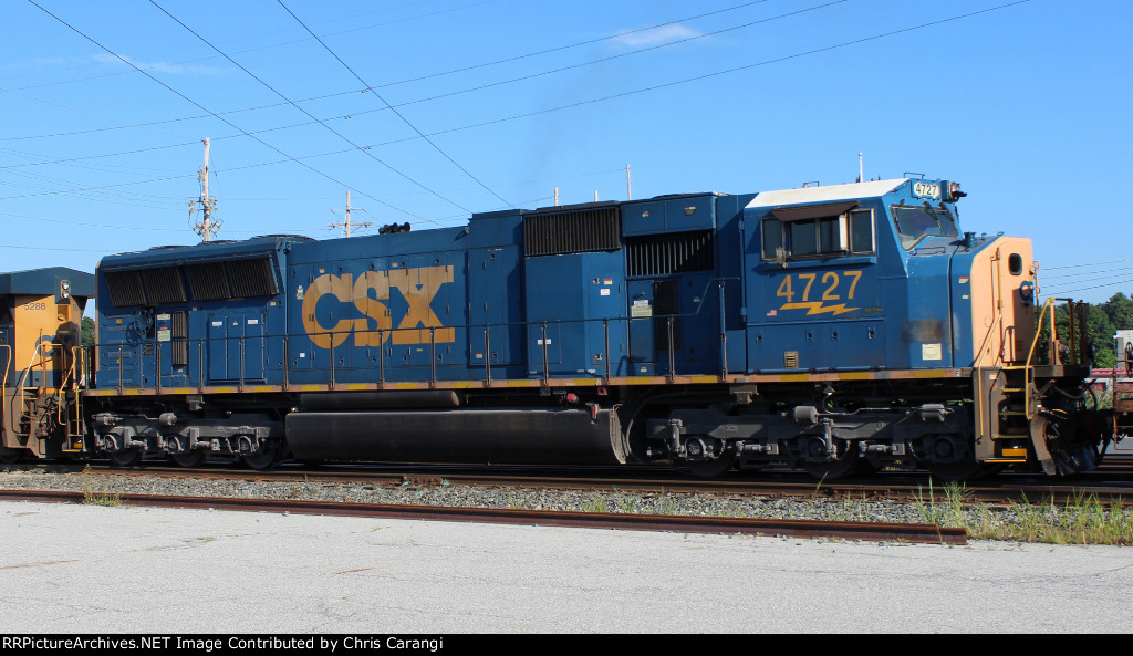 CSXT 4727 on Q031-20